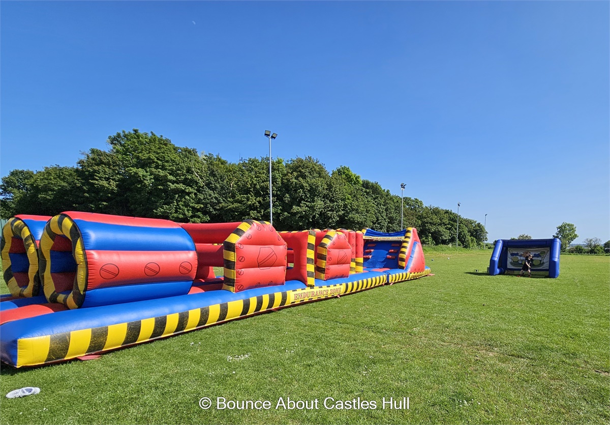 60 ft Endurance Obstacle Assault Course - Bouncy Castle Hire, Bouncy ...